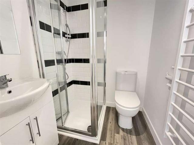 4 Bedroom Property