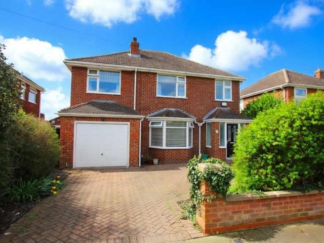 4 Bedroom Property