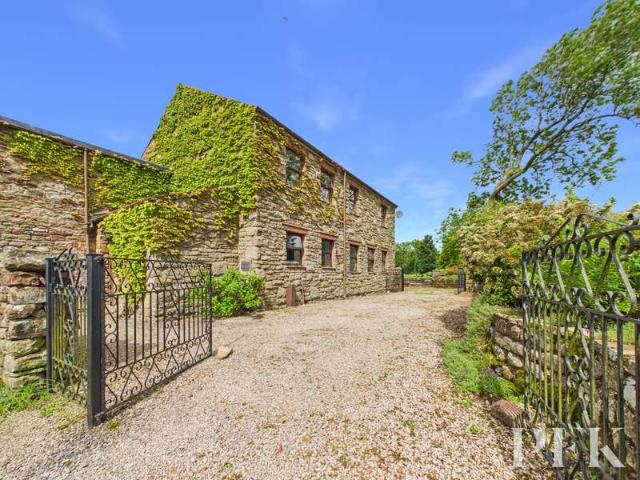 4 Bedroom Property