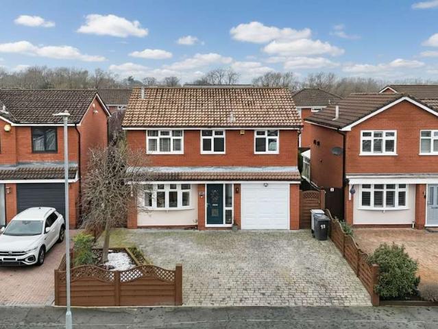 4 Bedroom Property