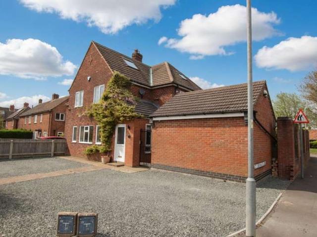 4 Bedroom Property