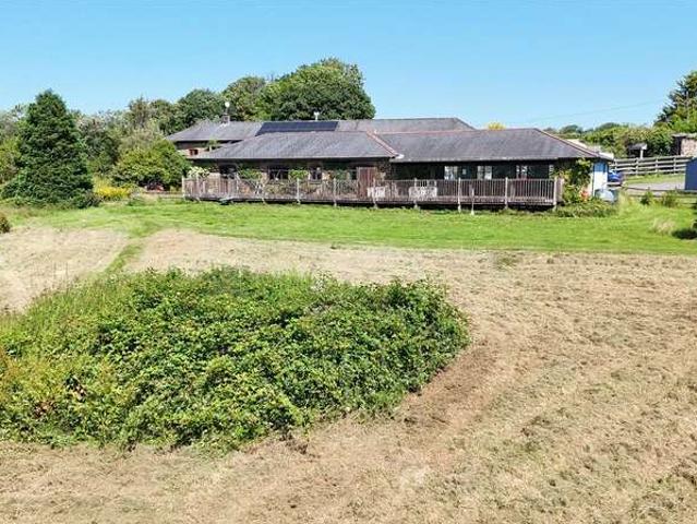 4 Bedroom Property