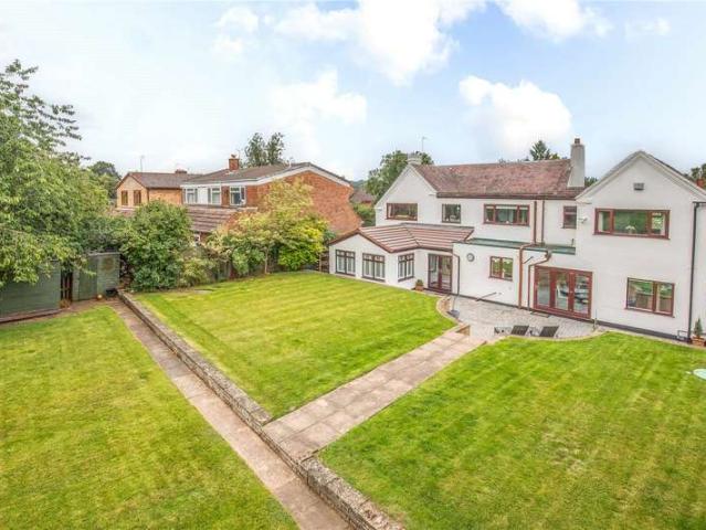 4 Bedroom Property