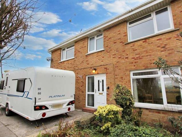 4 Bedroom Property