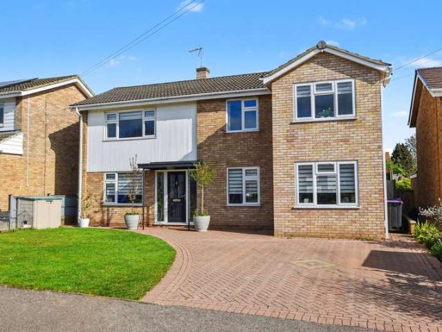 4 Bedroom Property