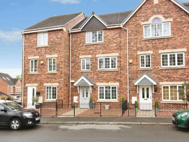 4 Bedroom Property