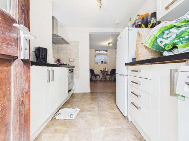 4 Bedroom Property