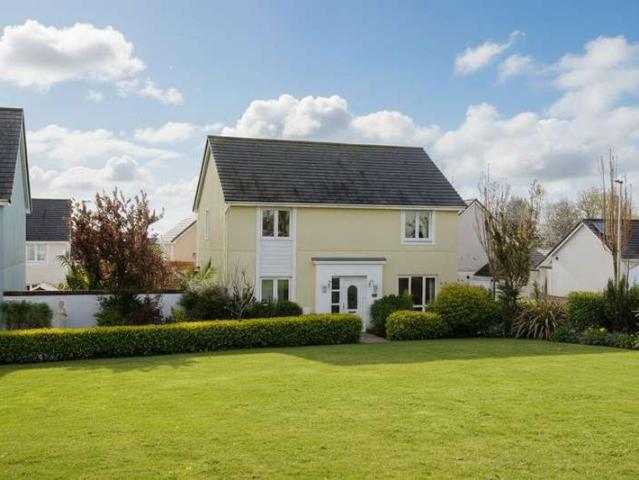4 Bedroom Property