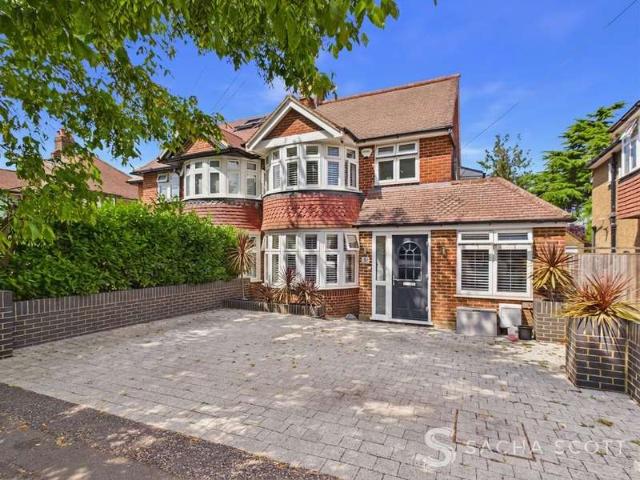 4 Bedroom Property