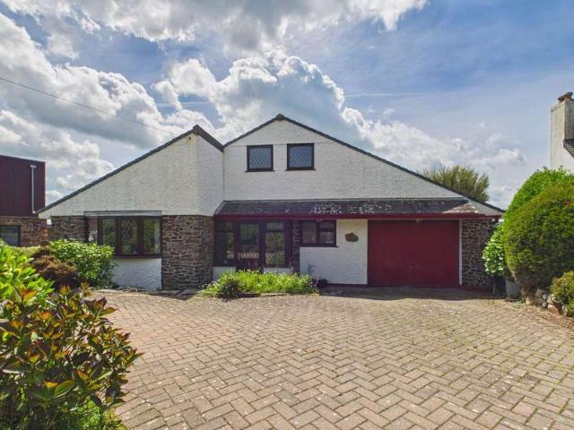 4 Bedroom Property