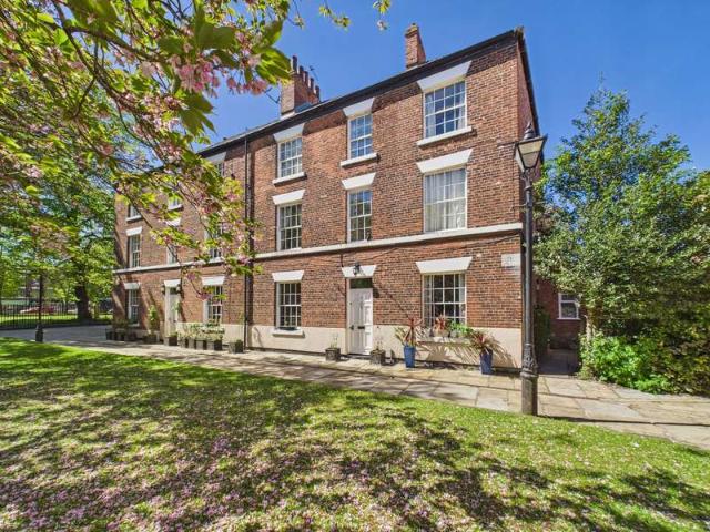 4 Bedroom Property