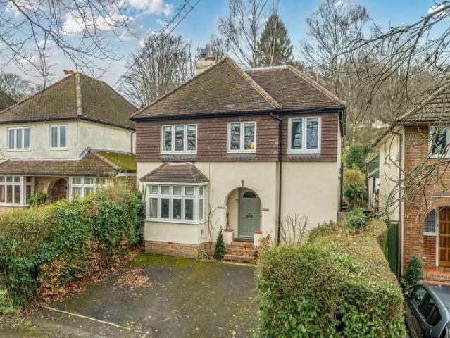 4 Bedroom Property