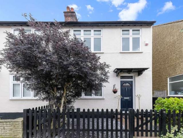 4 Bedroom Property