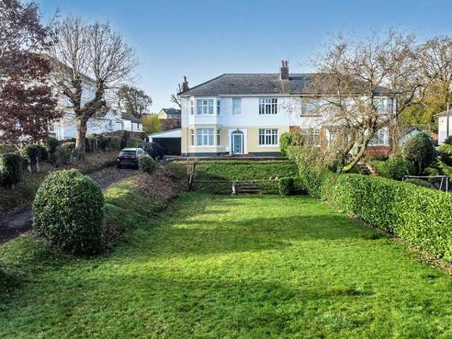 4 Bedroom Property