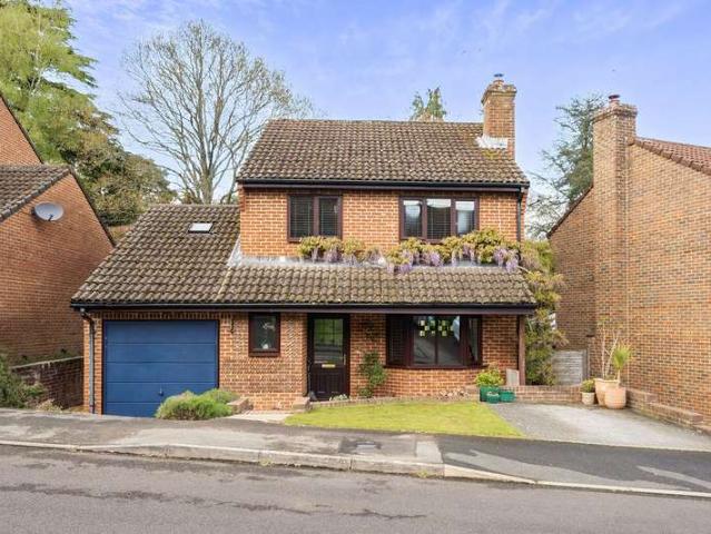 4 Bedroom Property