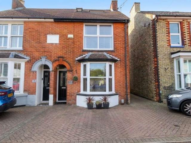 4 Bedroom Property