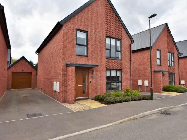 4 Bedroom Property