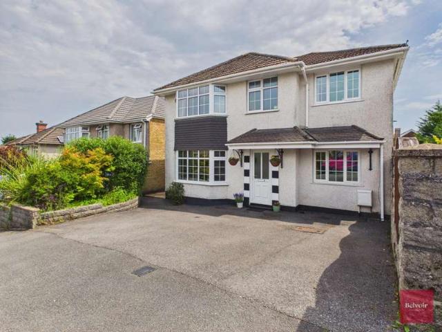 4 Bedroom Property