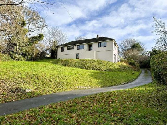 4 Bedroom Property