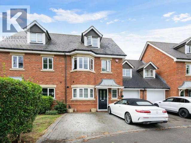 4 Bedroom Property