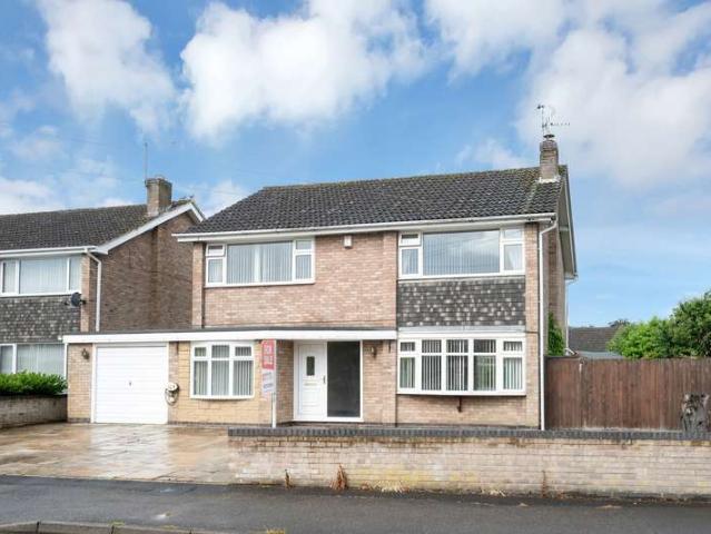 4 Bedroom Property
