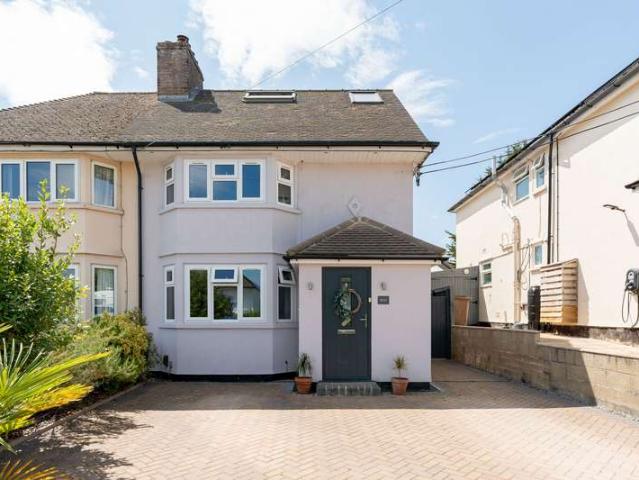 4 Bedroom Property