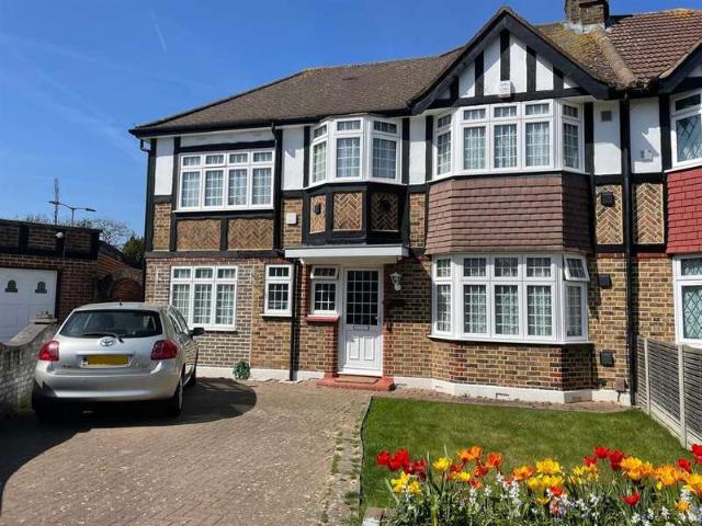 4 Bedroom Property