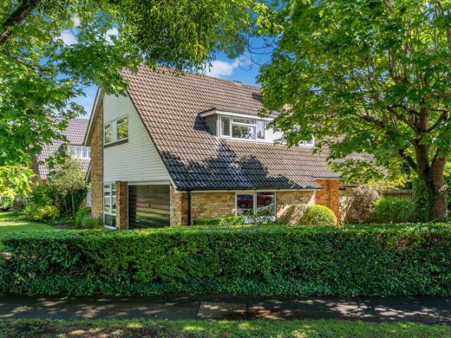 4 Bedroom Property