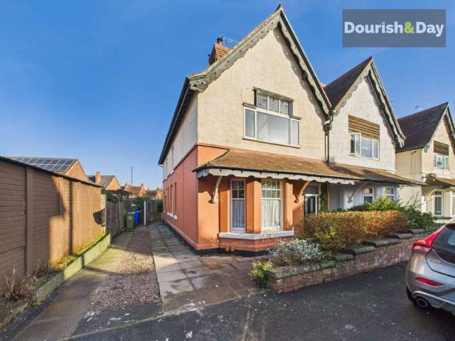 4 Bedroom Property