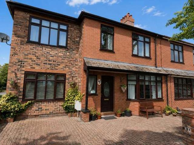 4 Bedroom Property