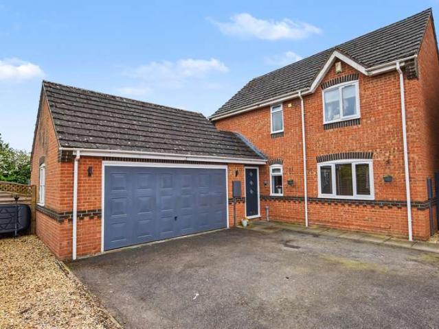 4 Bedroom Property