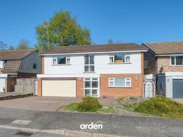 4 Bedroom Property