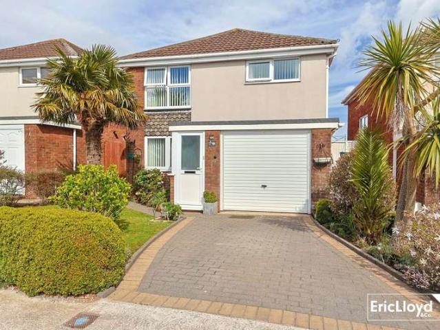 4 Bedroom Property
