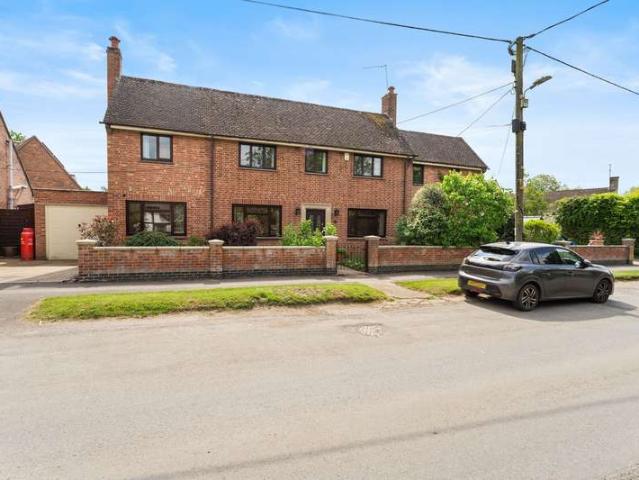4 Bedroom Property