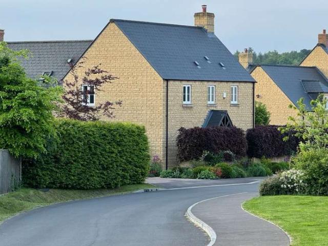 4 Bedroom Property