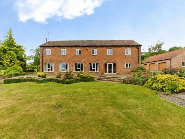 4 Bedroom Property