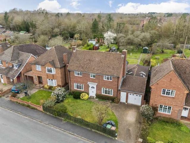 4 Bedroom Property