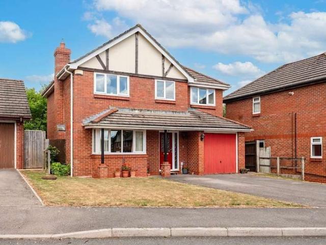 4 Bedroom Property