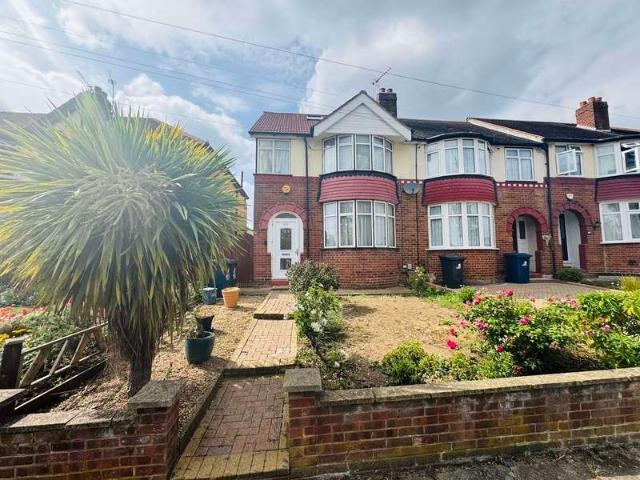 4 Bedroom Property