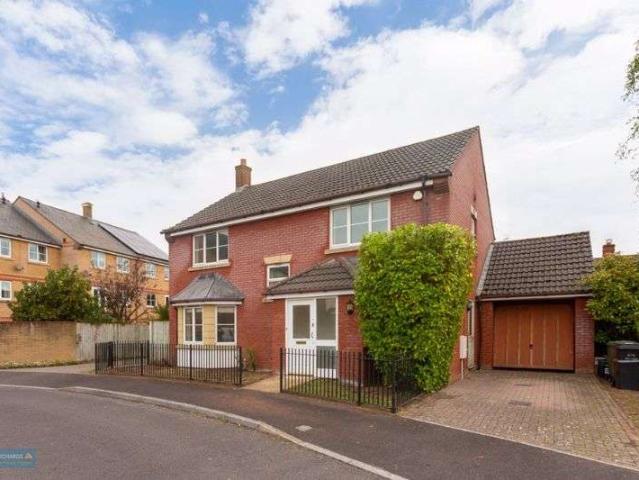 4 Bedroom Property