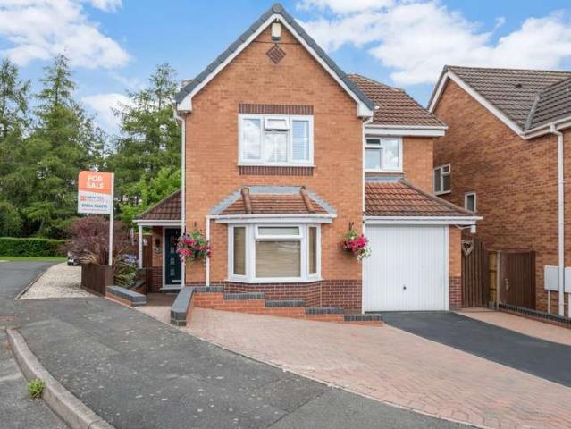 4 Bedroom Property