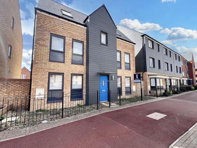 4 Bedroom Property