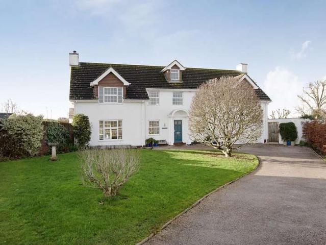 4 Bedroom Property