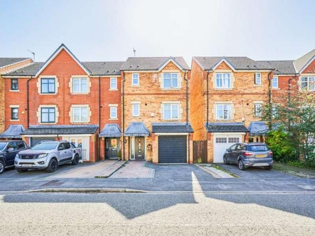 4 Bedroom Property