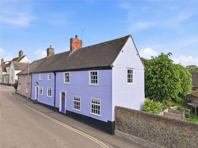 4 Bedroom Property