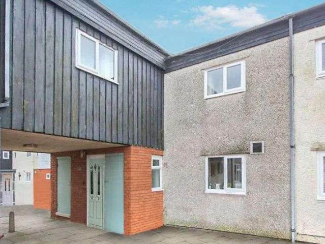4 Bedroom Property
