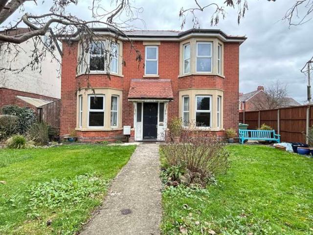 4 Bedroom Property