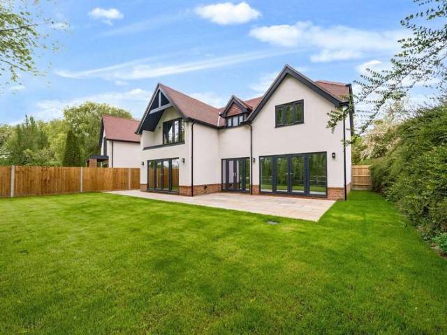 4 Bedroom Property