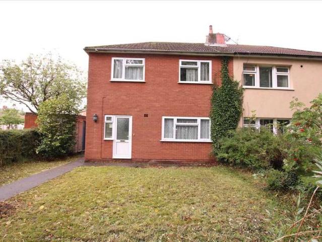 4 Bedroom Property