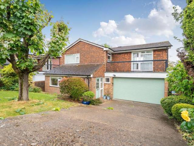 4 Bedroom Property